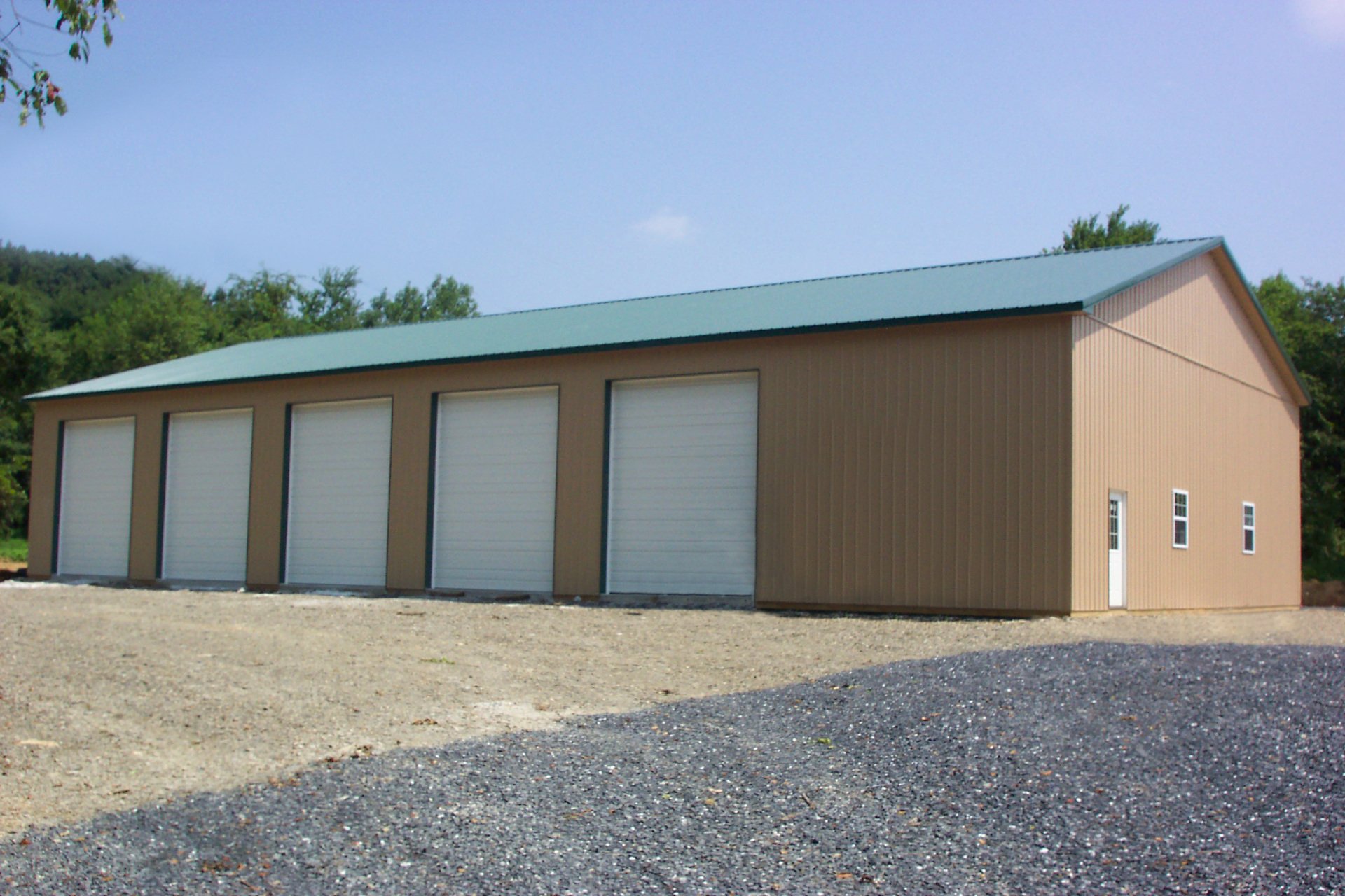 Pictures of Large Pole Buildings