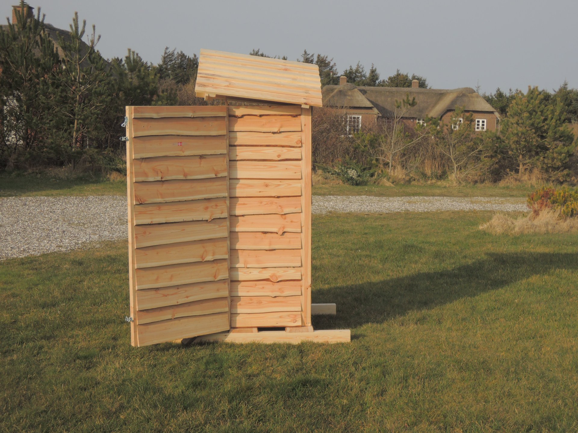 OPTIMAL BEES - Unsere natürliche Bienen-Beute aus Holz und Stroh!