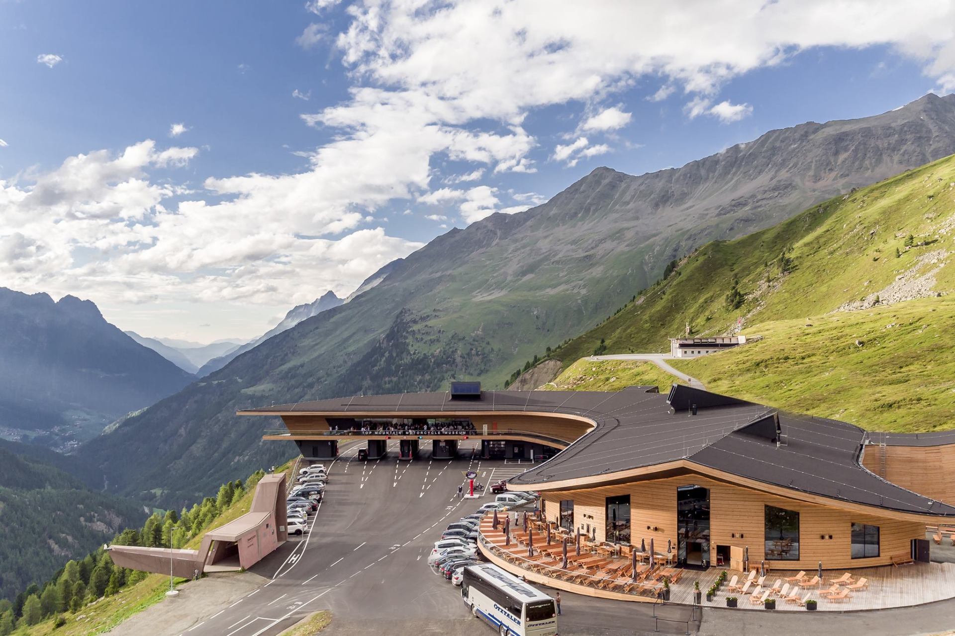 Top Mountain Crosspoint, Timmelsjoch, Motorradmuseum