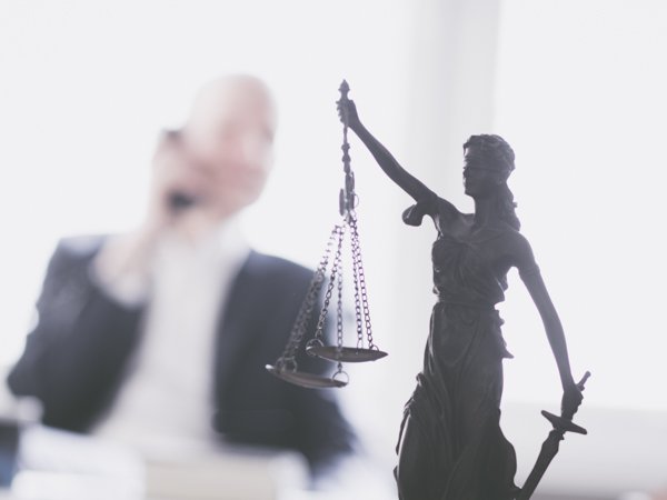 von Appen Prof. Dr. Fischer Prof. Schonebeck Rechtsanwälte und Notare