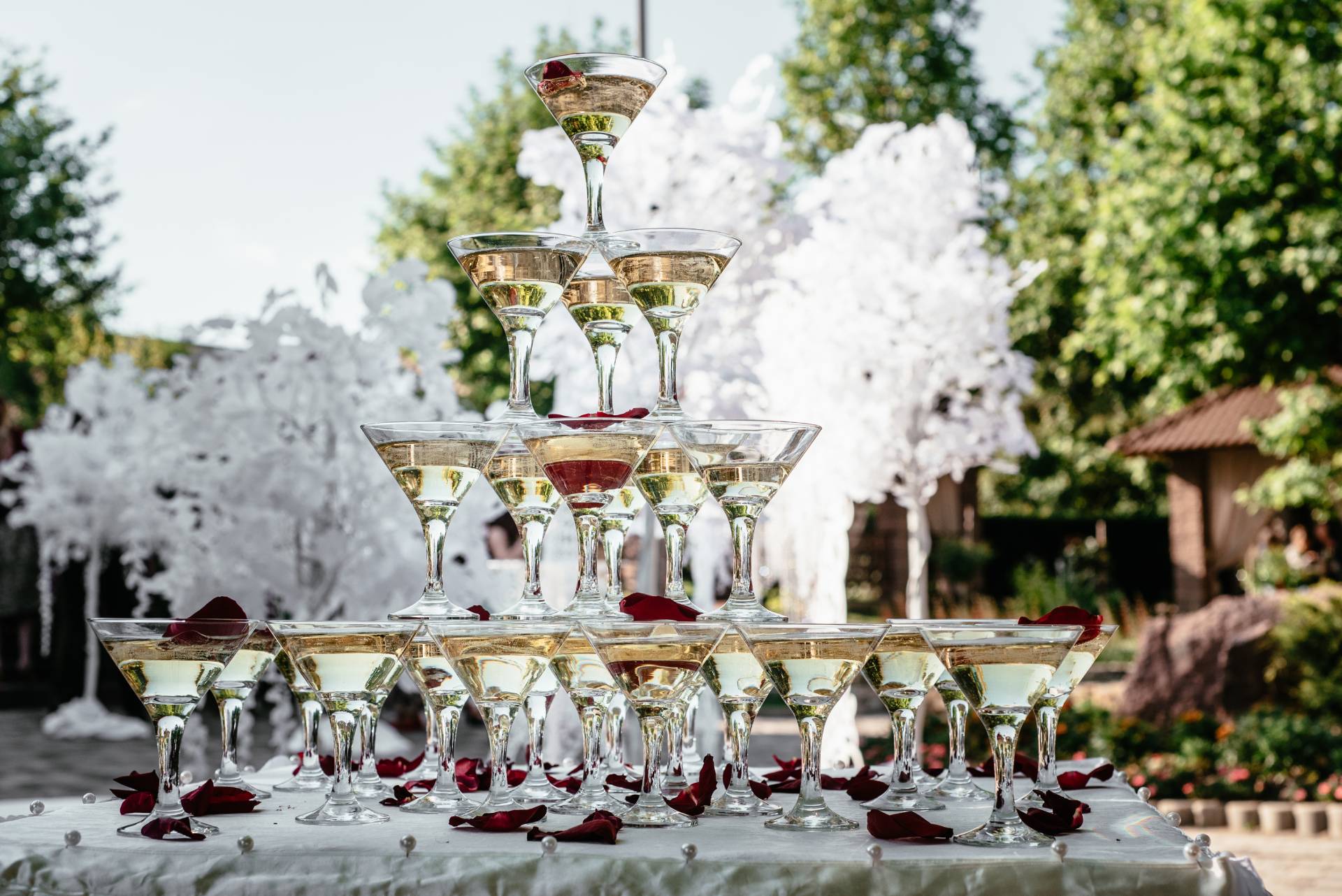 Wedding DJ | Lancaster, PA | Top Hat Entertainment DJs