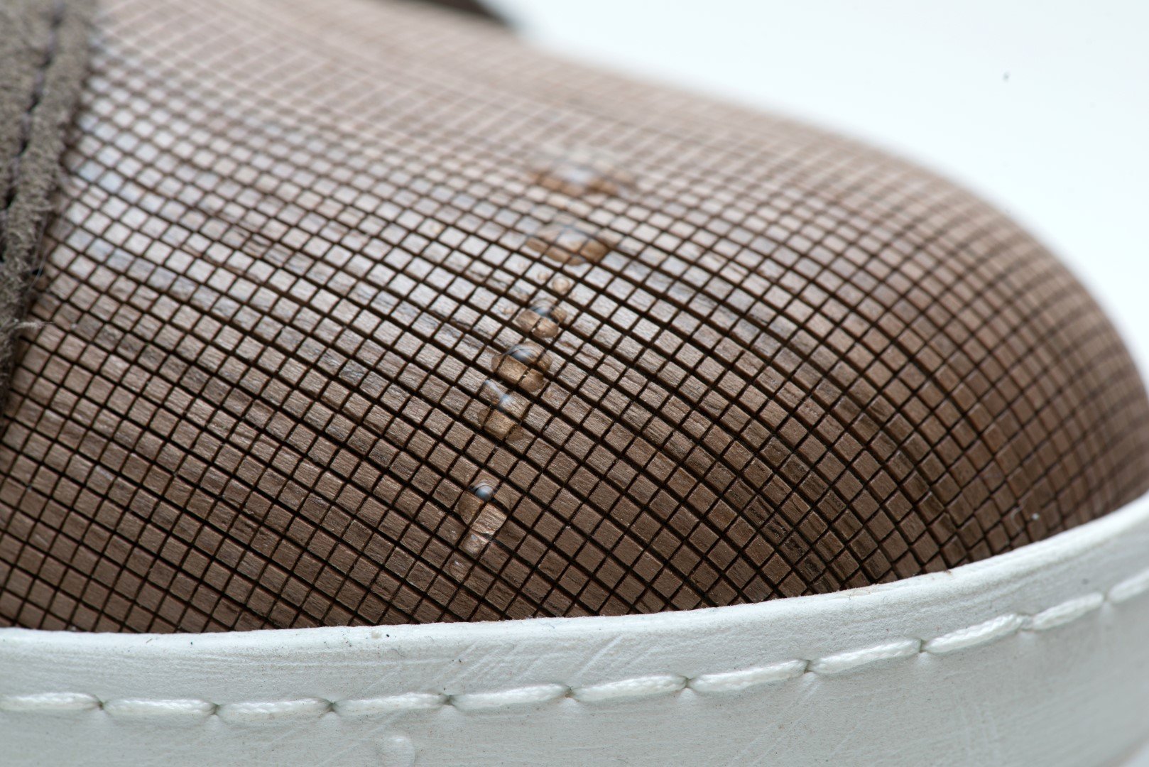 NUO | Home | wooden fabric for fashion, interior and automotive