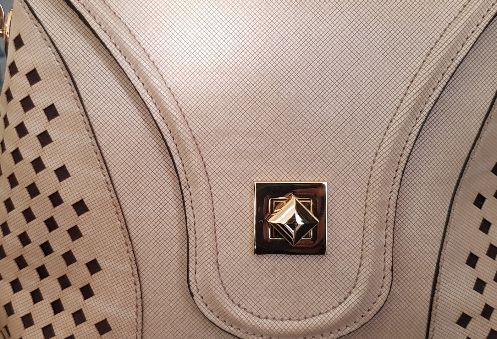 NUO | Fashion