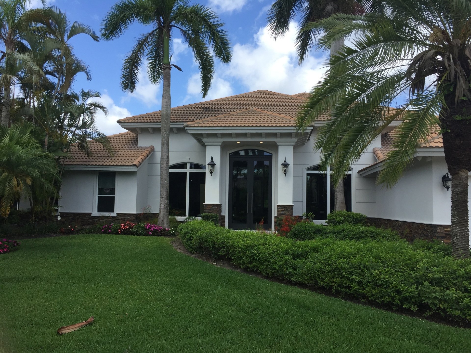 SIW Windows | Gallery | Hurricane Windows and Doors