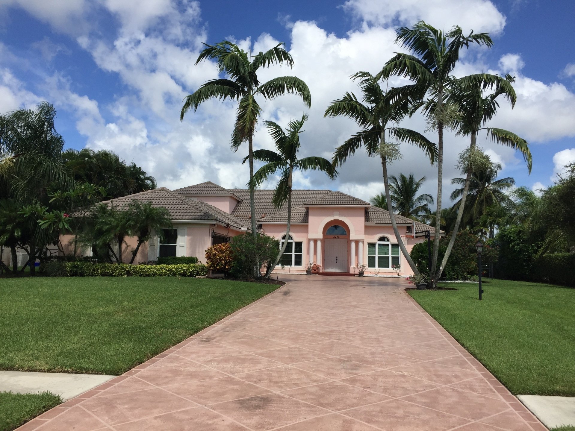 SIW Windows | Gallery | Hurricane Windows and Doors