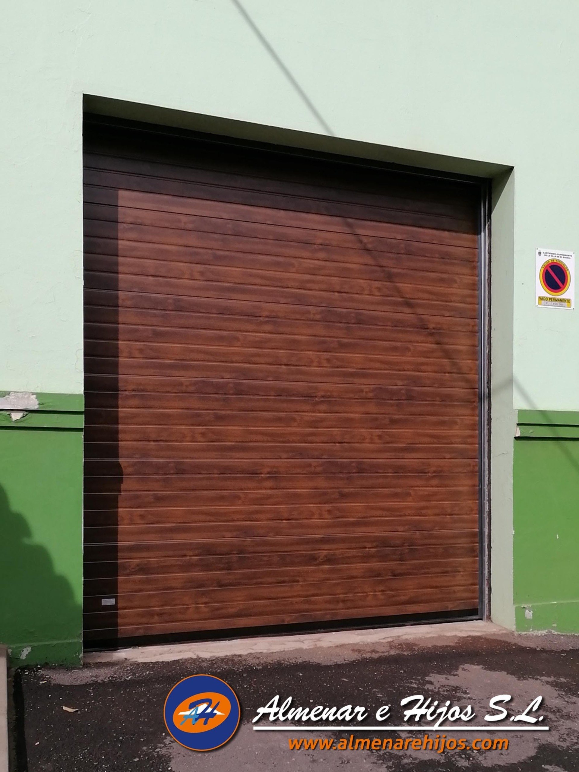 Almenar e Hijos Puertas Seccionales de techo