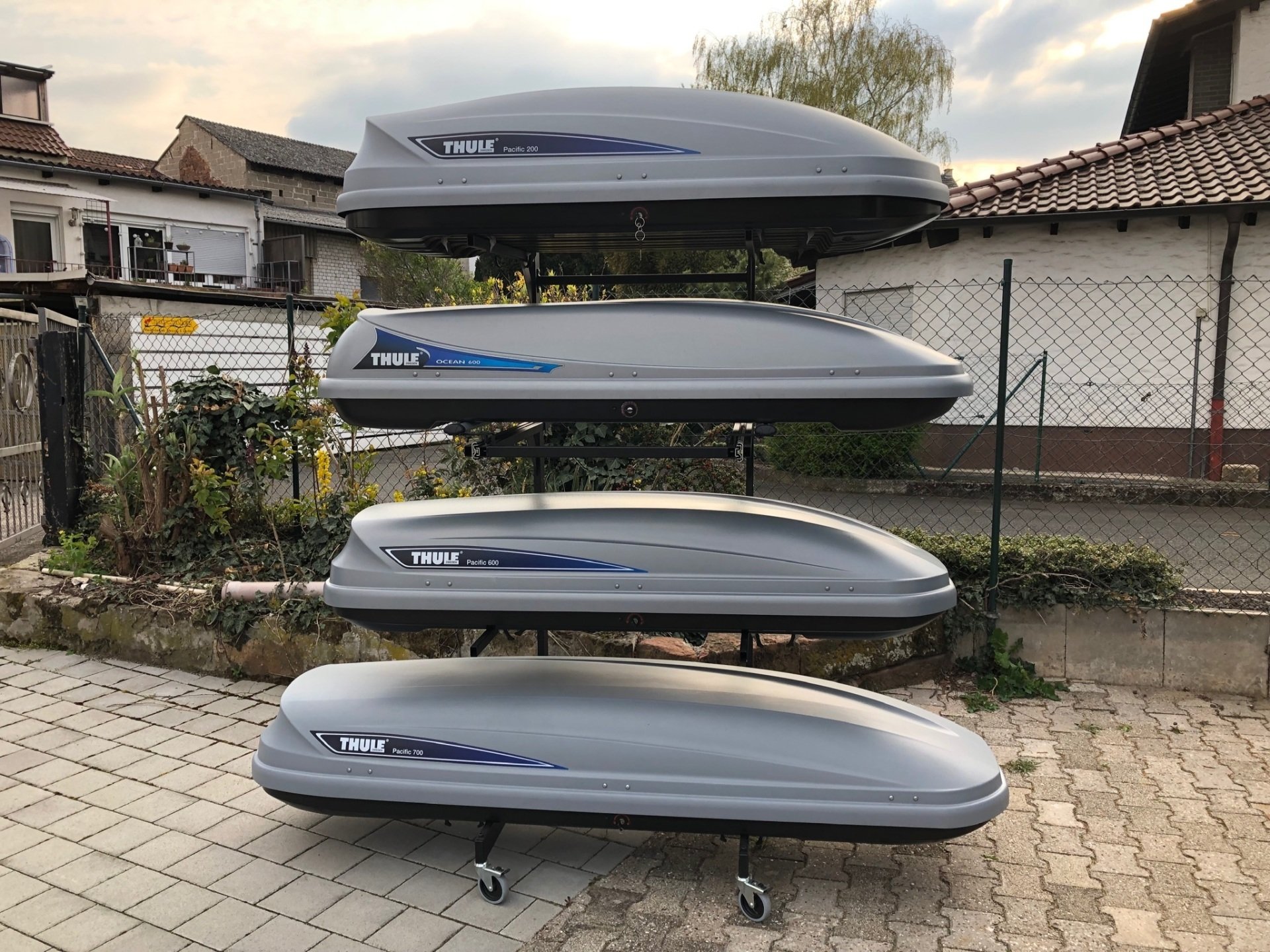 Dachbox, Heckbox, Fahrradträger, Dachträger mieten statt kaufen