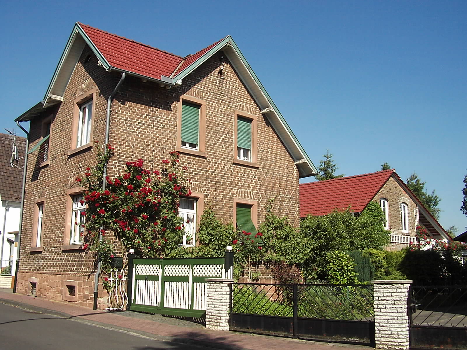 issmer-ingenieure-bautraeger.de