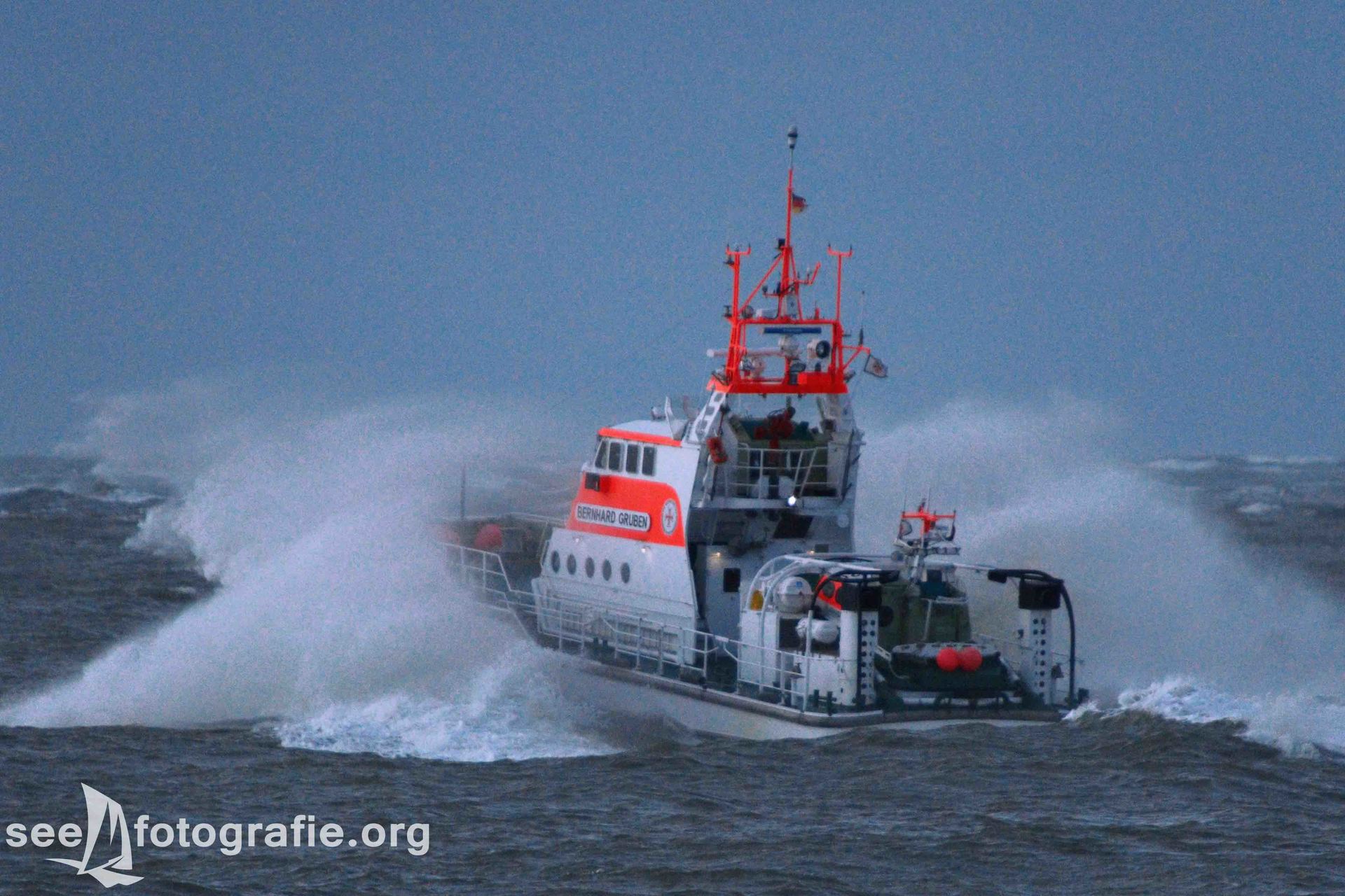 fünfmal BERNHARD GRUBEN