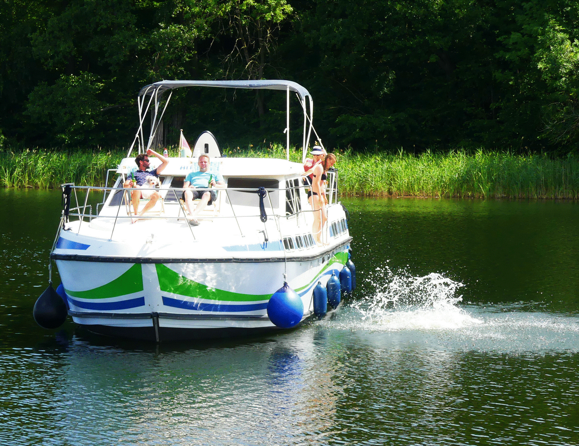 Hausboot | Home - Hausbooturlaub weltweit in den schönsten Revieren