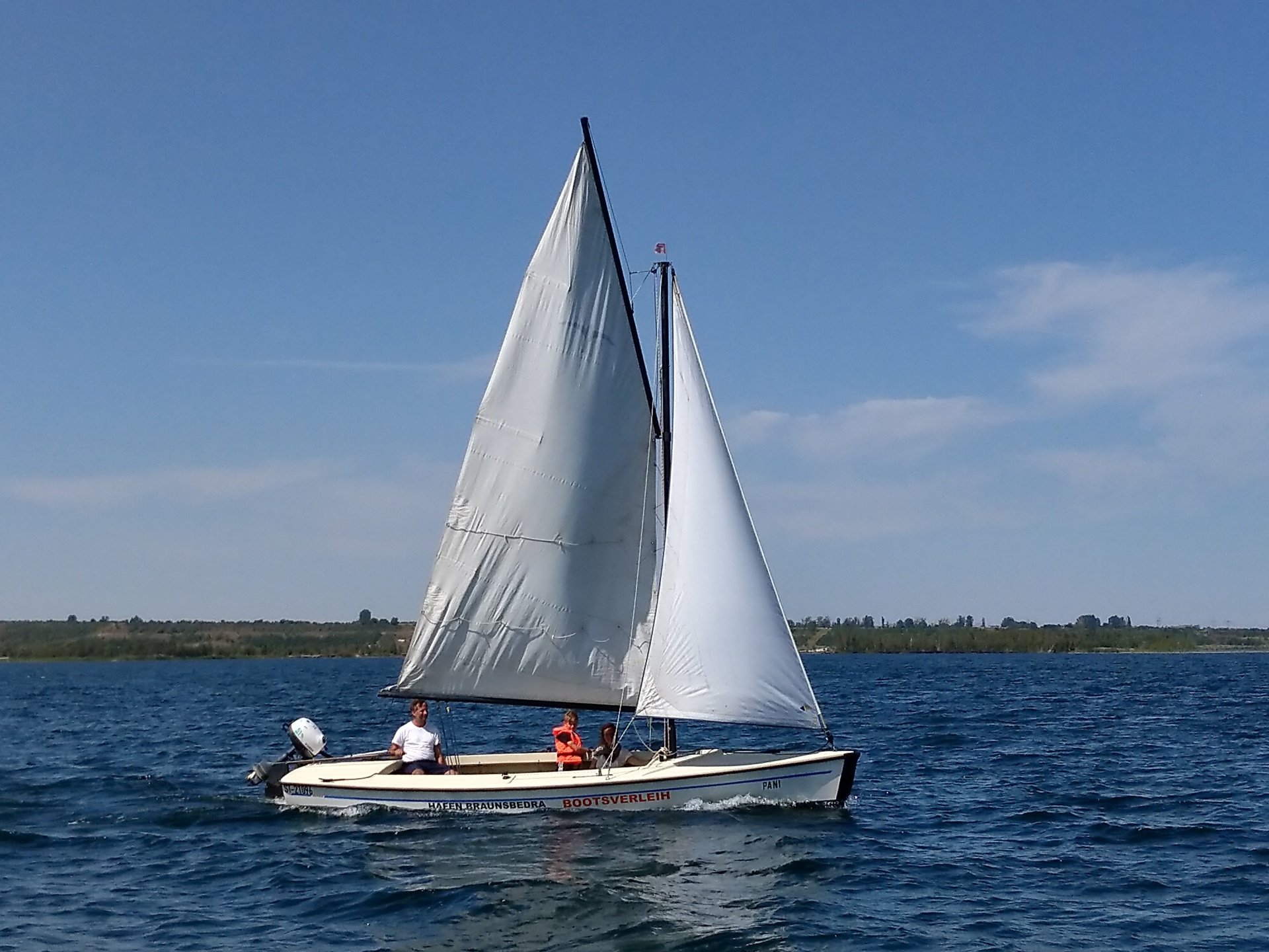 Home [www.bootsverleih-hafen-braunsbedra.de]