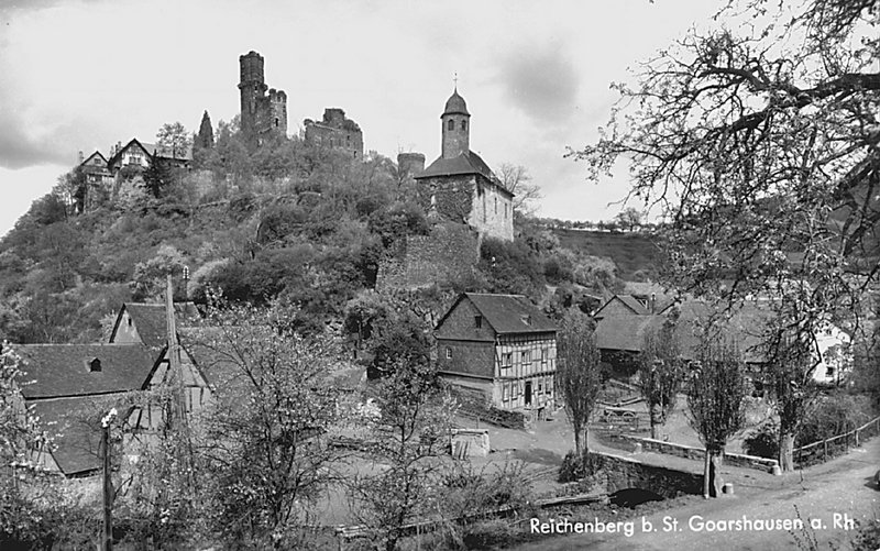 Burg Reichenberg auf Stichen und alten Postkarten