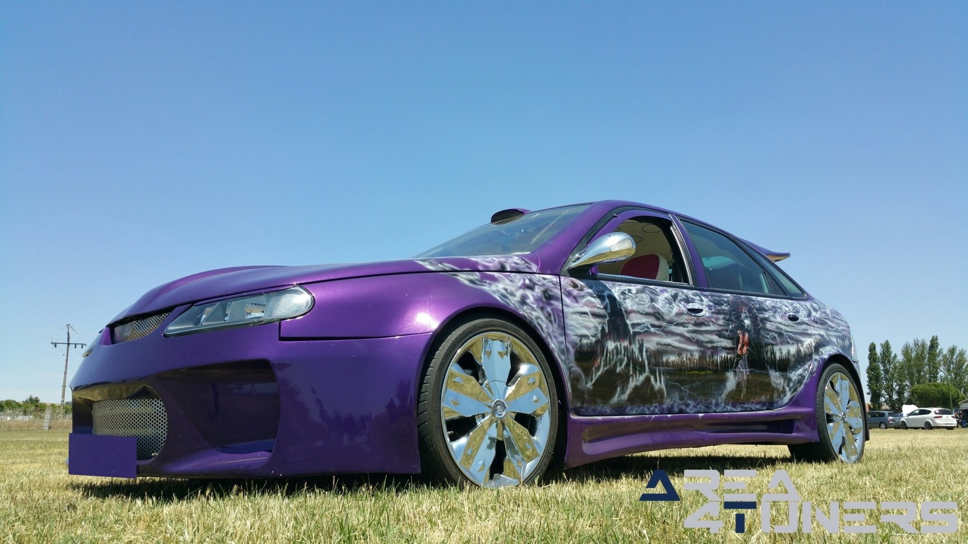 AREA4TUNERS REPORTAJE COCHE TUNING RENAULT LAGUNA SERÁ POR DINERO