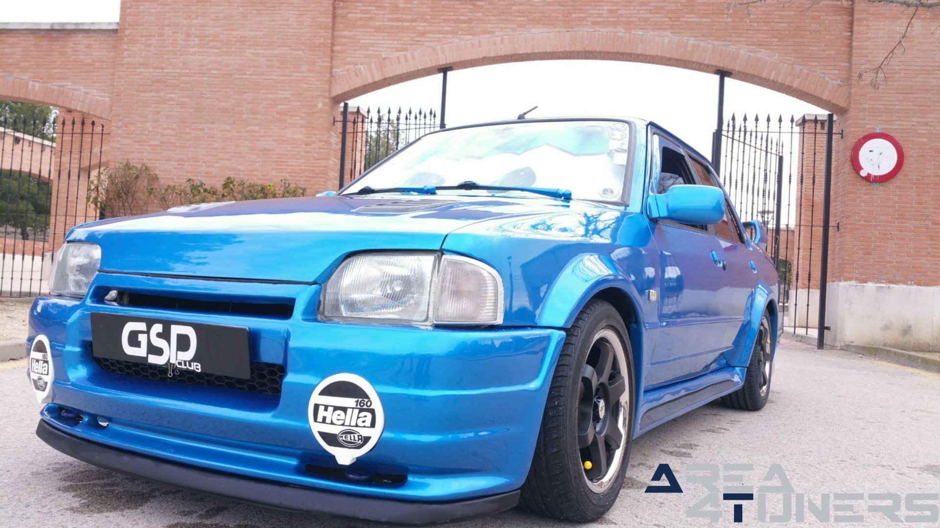 AREA4TUNERS COCHE TUNING FORD ORIÓN CONSTELACIÓN