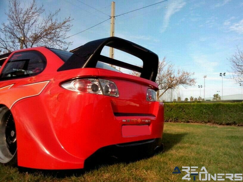 AREA4TUNERS COCHE TUNING SEAT CÓRDOBA RAYO MCQUEEN