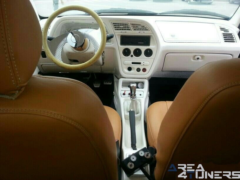 REPORTAJE COCHE TUNING AREA4TUNERS Peugeot 306 Mítico Inside