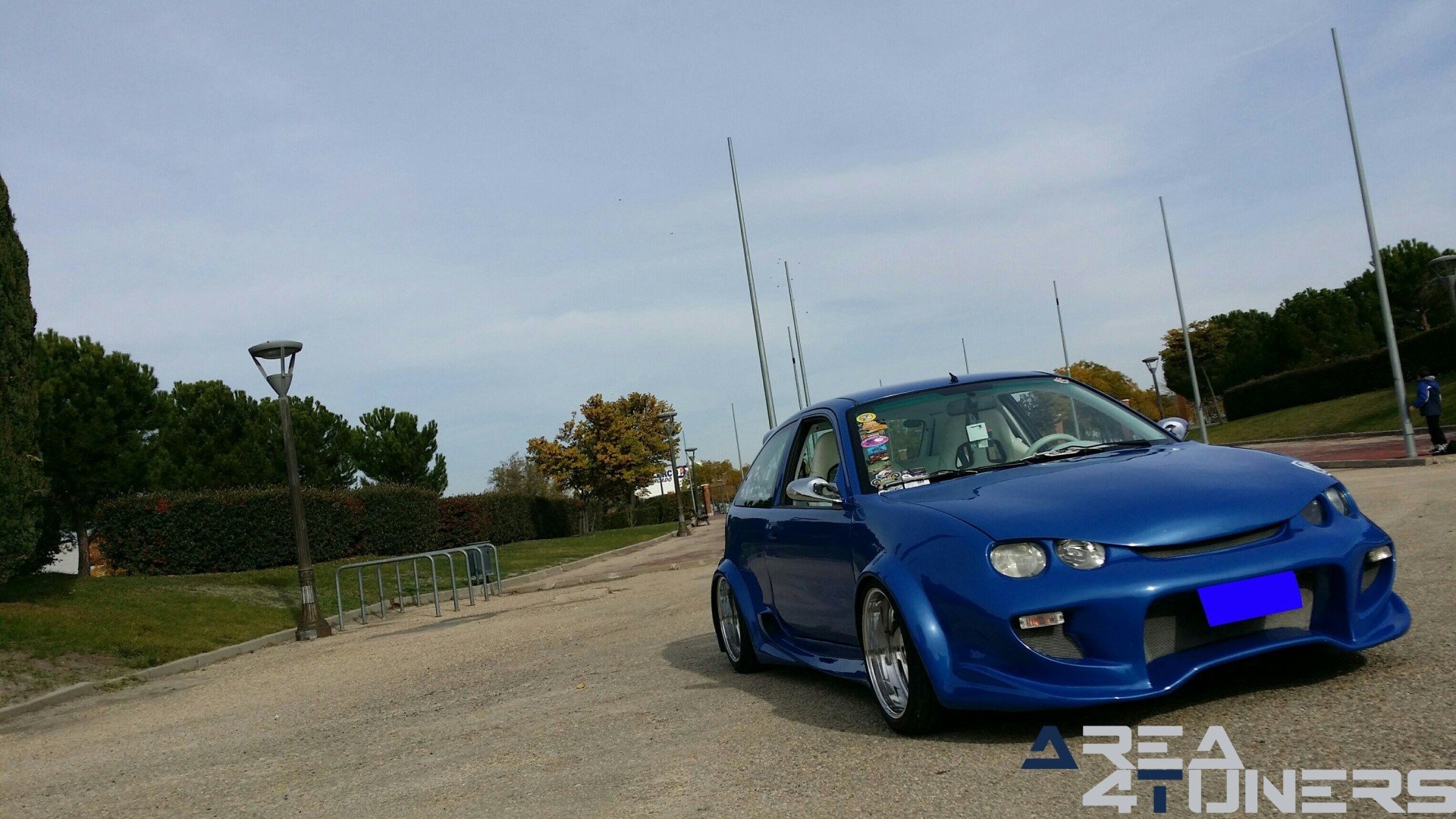 AREA4TUNERS COCHE TUNING MG ZR INCONFORMISTA EN VENA