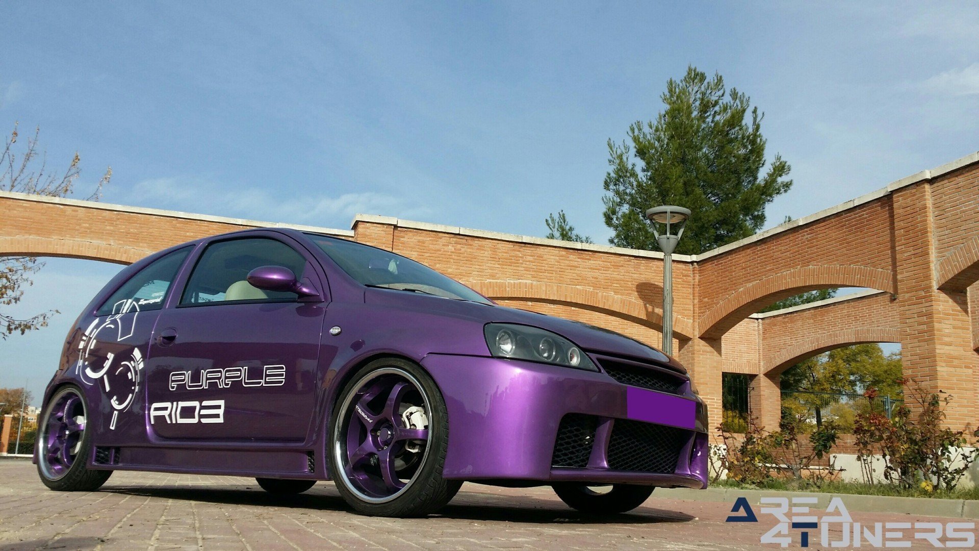 AREA4TUNERS COCHE TUNING OPEL CORSA PURPLE RIDE BUBBLE