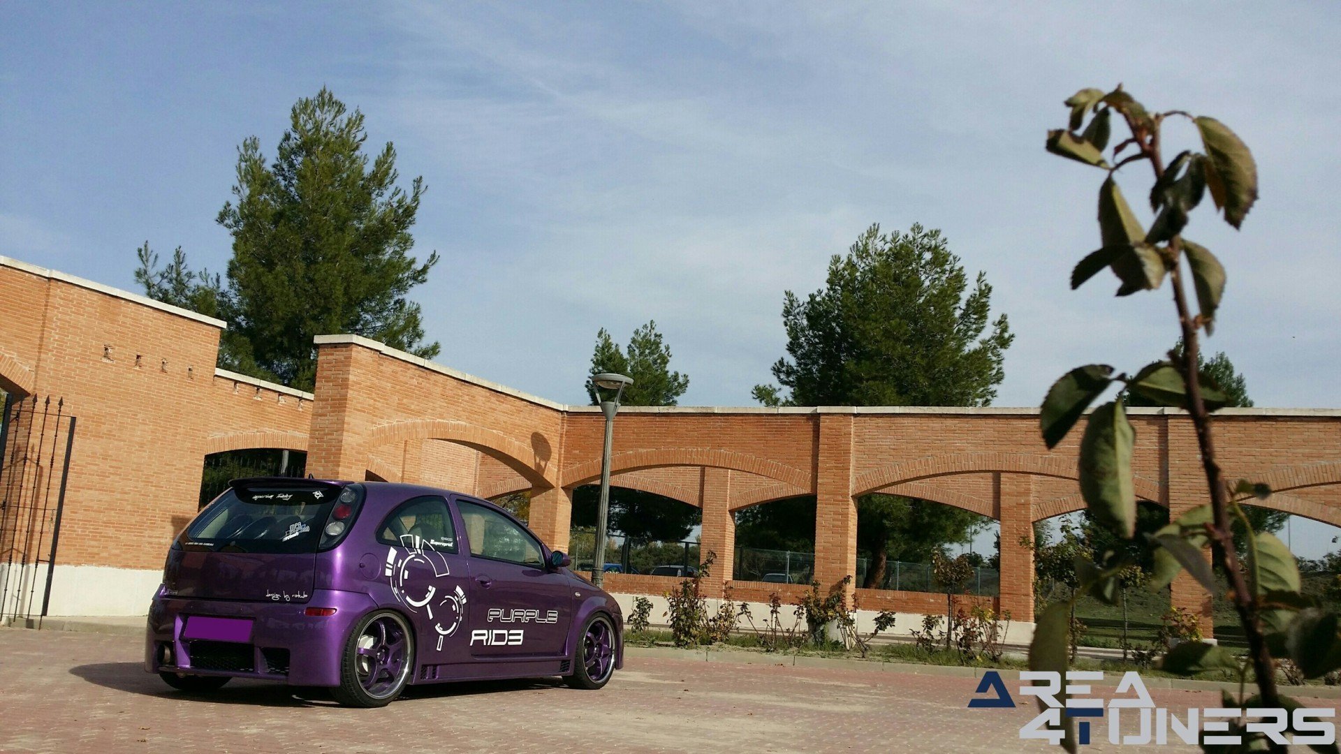 AREA4TUNERS COCHE TUNING OPEL CORSA PURPLE RIDE BUBBLE