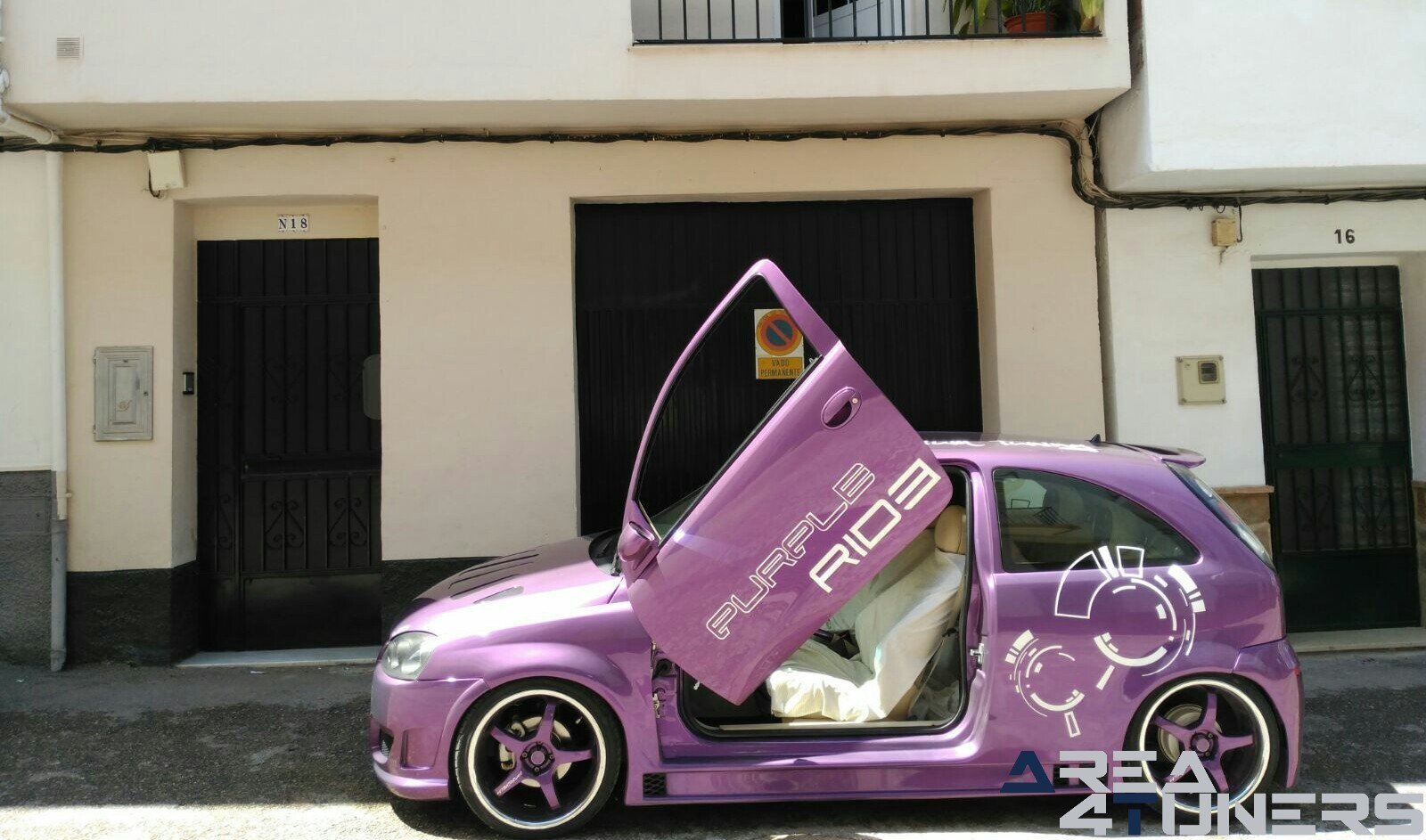 AREA4TUNERS COCHE TUNING OPEL CORSA PURPLE RIDE BUBBLE