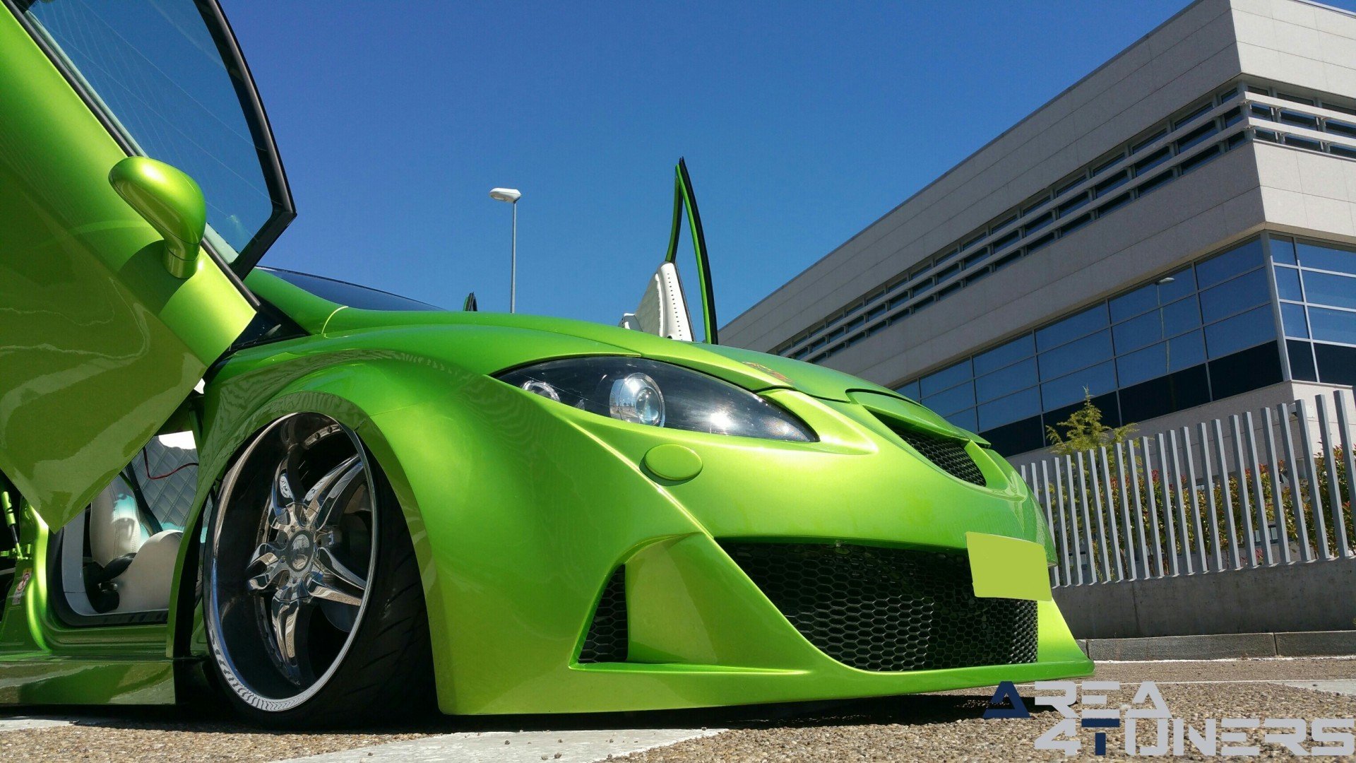 AREA4TUNERS COCHE TUNING SEAT LEÓN GREEN DIAMOND