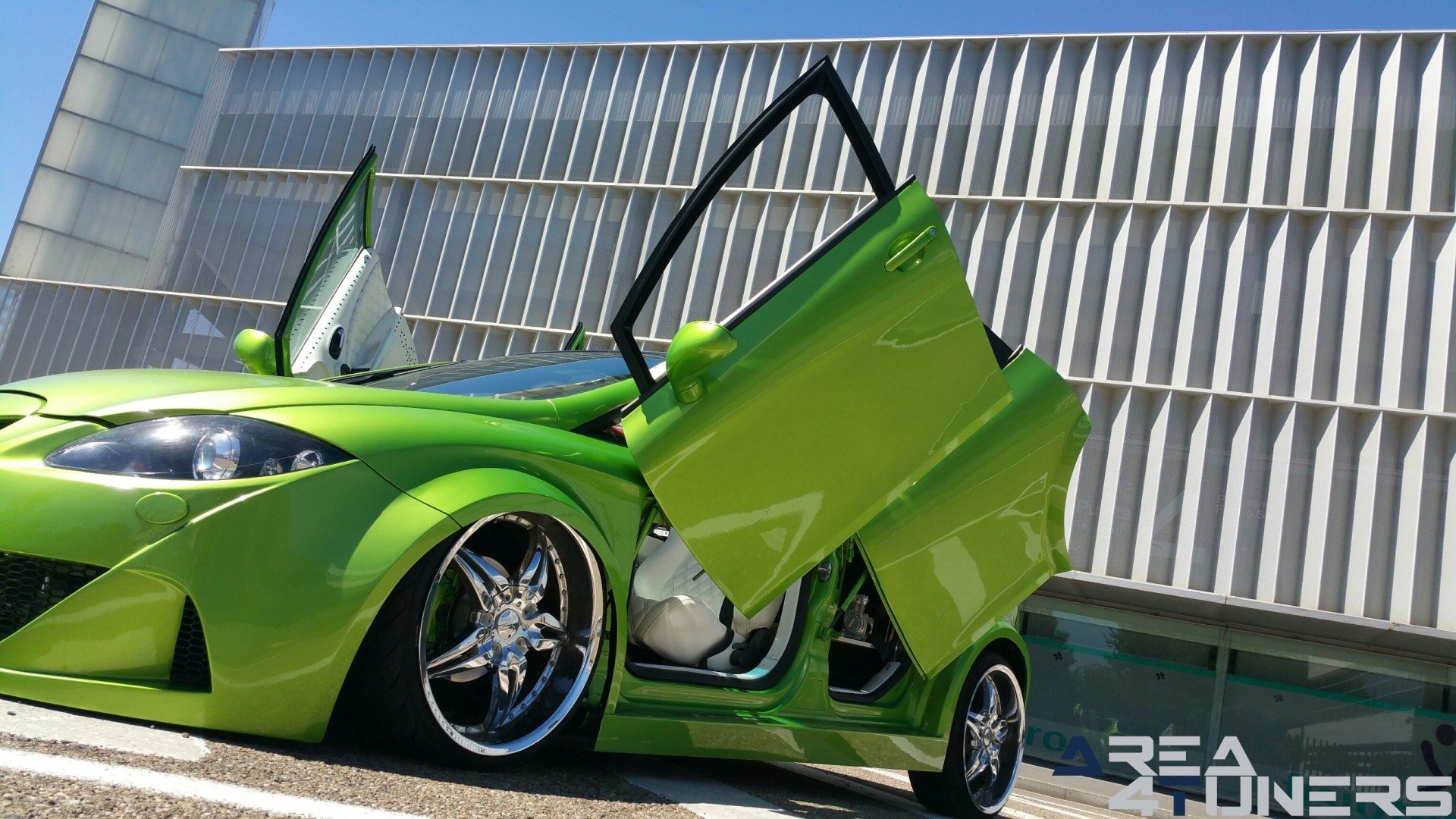 AREA4TUNERS COCHE TUNING SEAT LEÓN GREEN DIAMOND