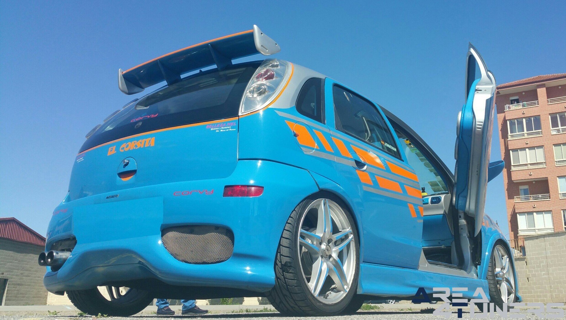 AREA4TUNERS REPORTAJE COCHE TUNING OPEL CORSA EL CORSITA