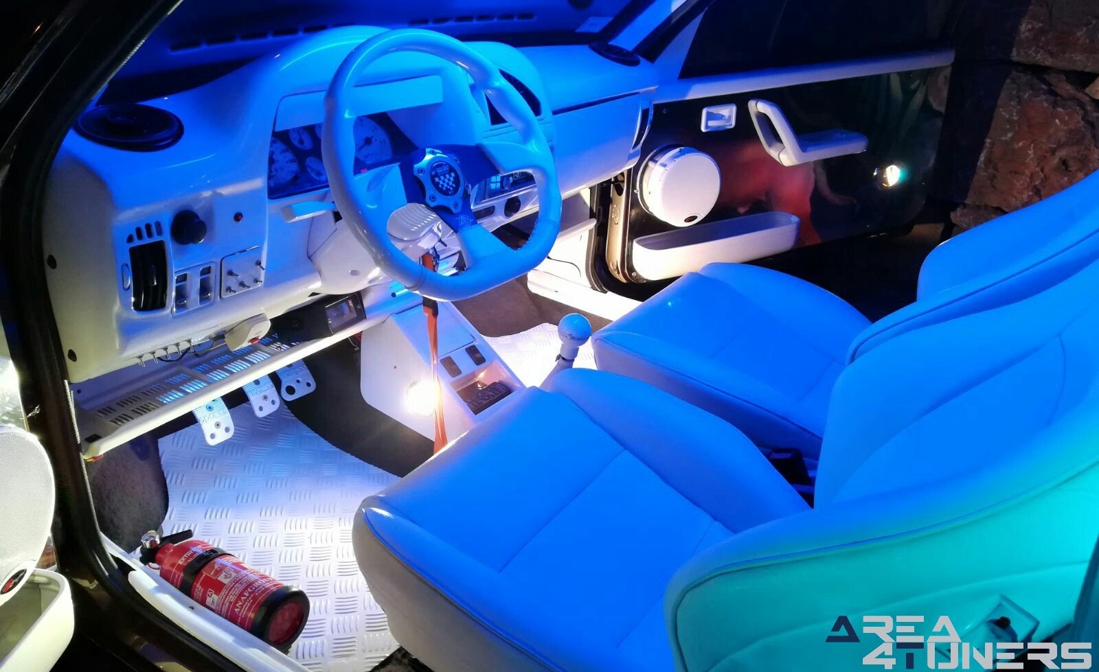 REPORTAJE COCHE TUNING AREA4TUNERS Opel Corsa Costa Dorada