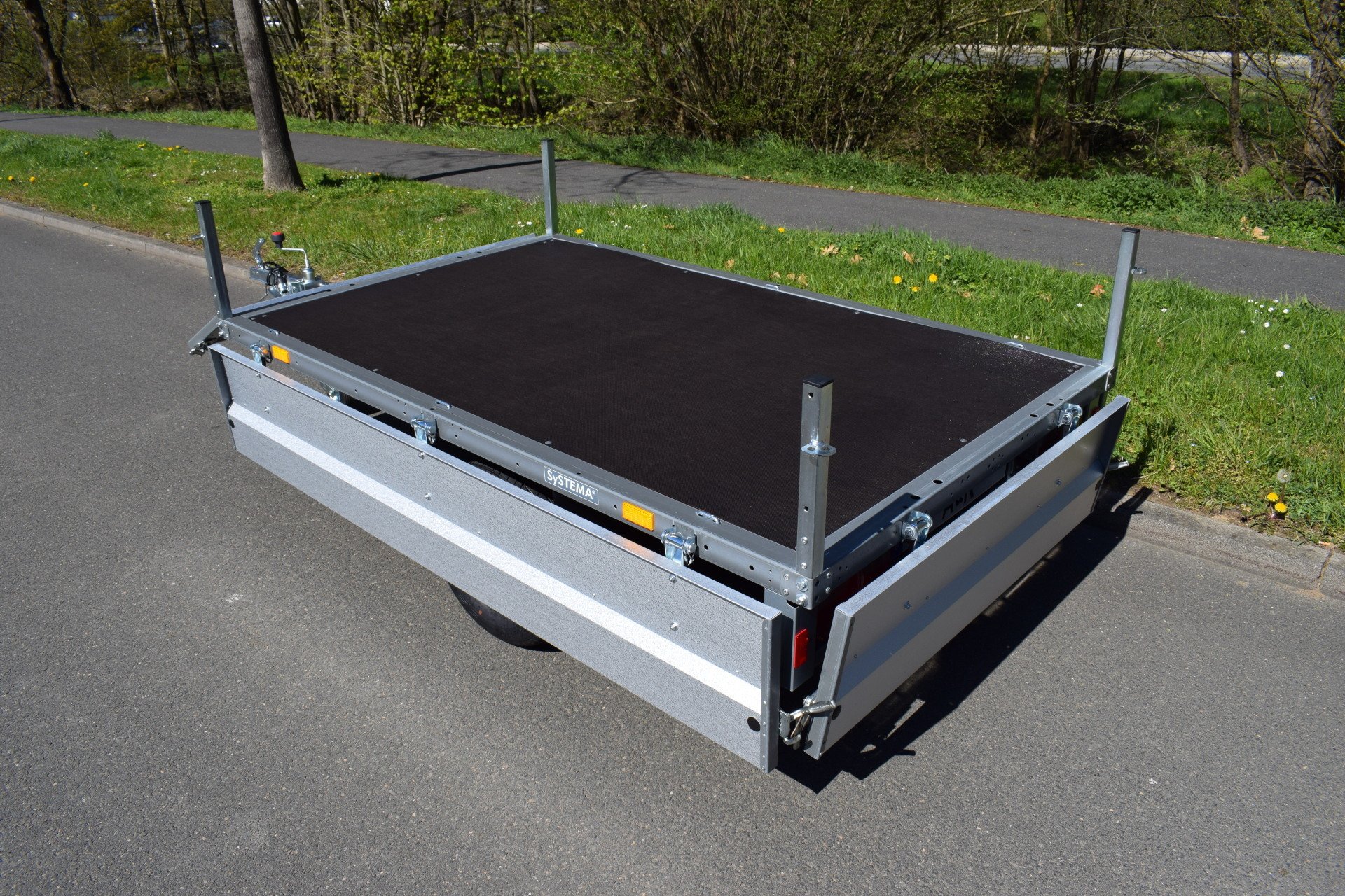 Anhanger 1000 Kg Gebremst 100 Kmh
