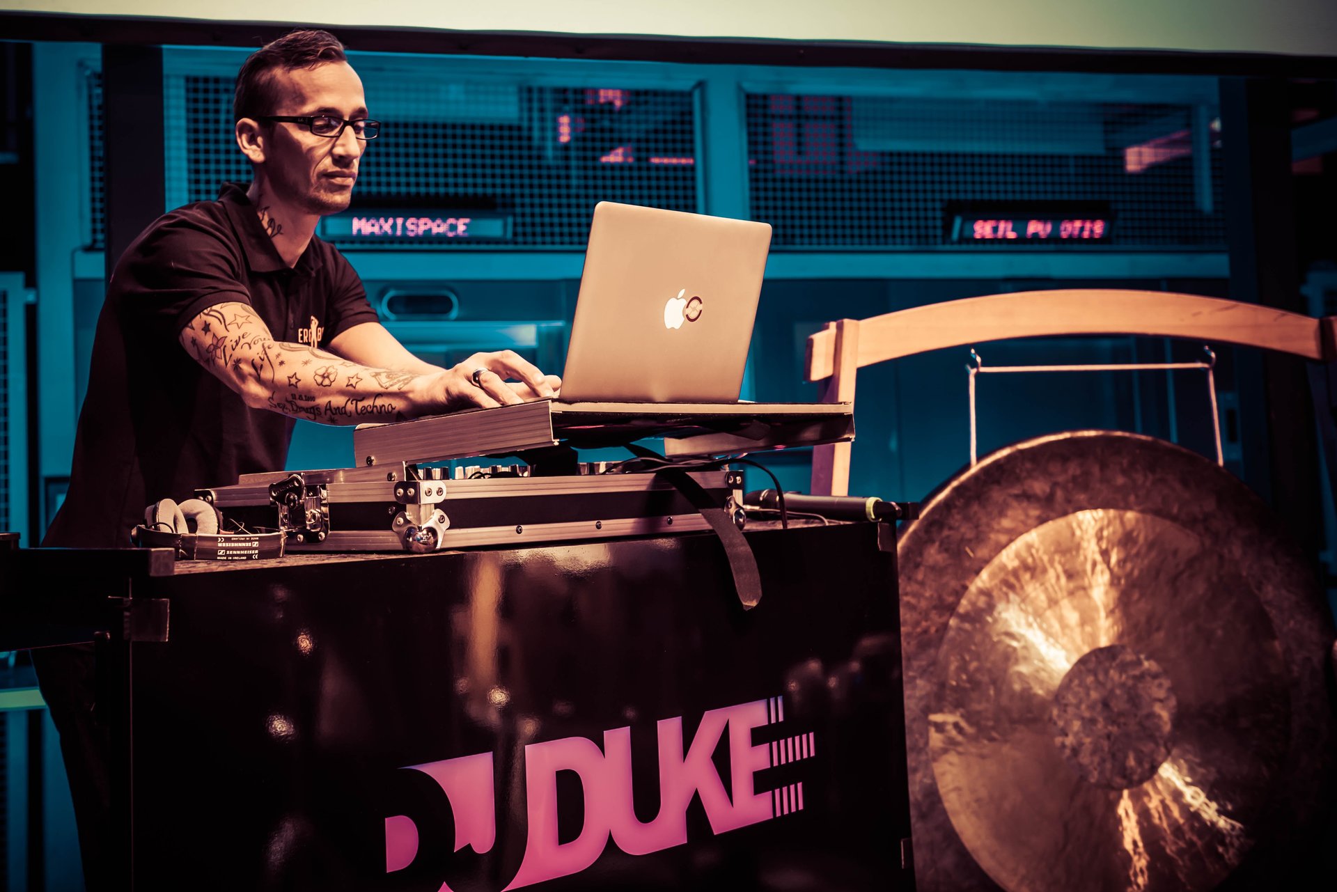 DJ-Duke | Alzey | EventDJ | Suche DJ | DJ Mieten | Event DJ Frankfurt