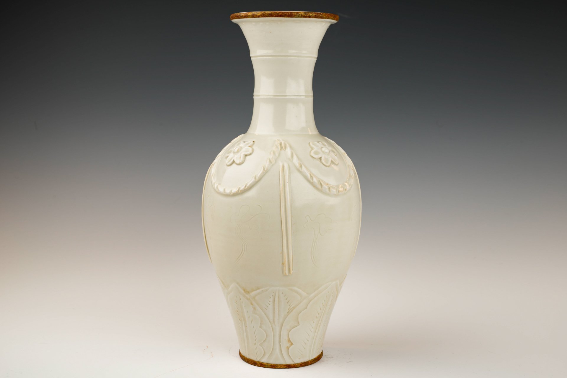 Chinese ancient fine art Northern Song Dynasty Ding Kiln Stoneware