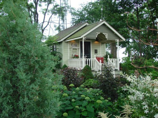 The Inn provides private, romantic countryside ambiance.