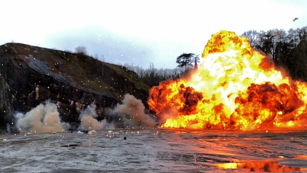 SFX Explosions & car crashes for Film & TV