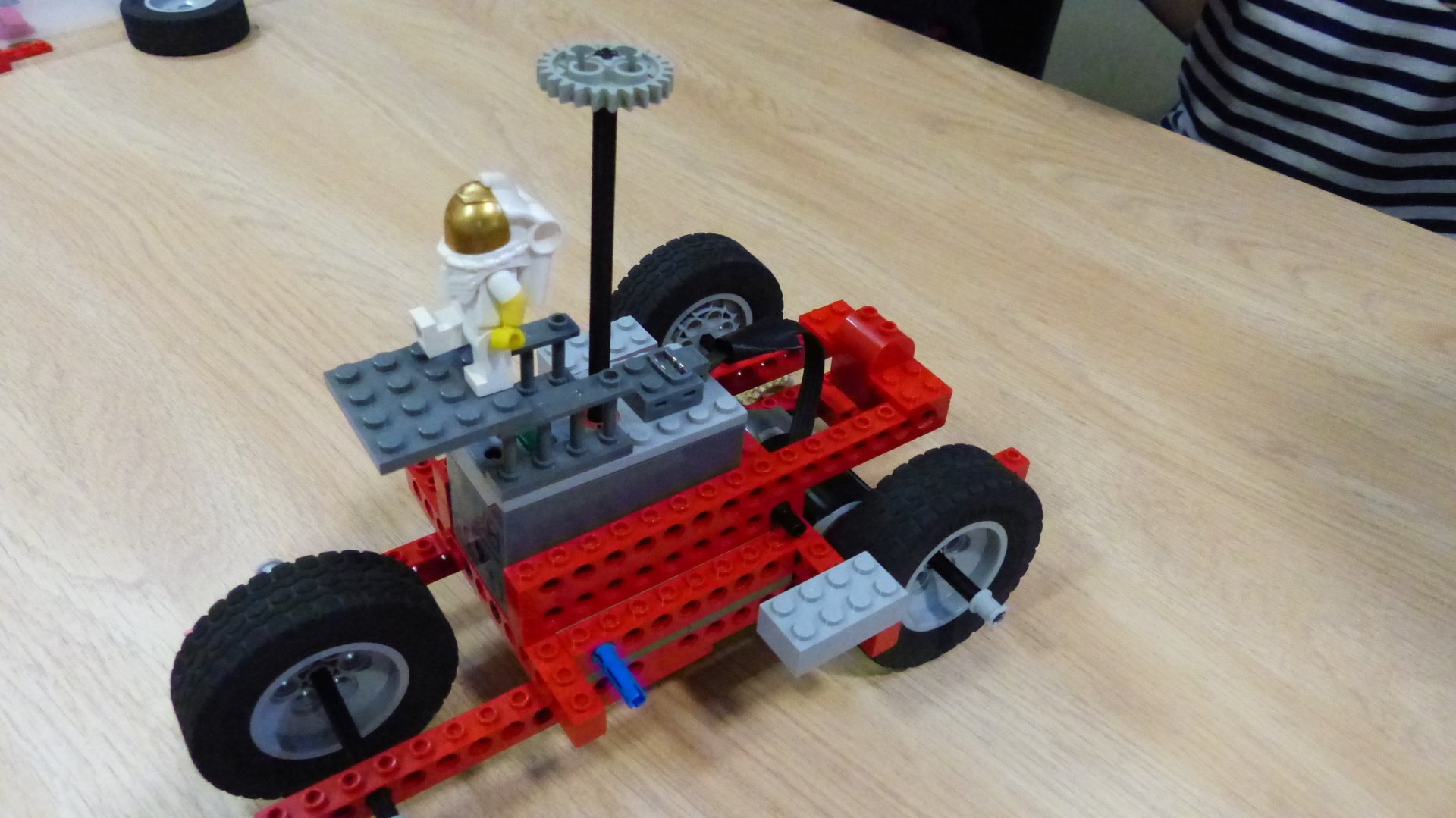 Design and technology workshop for schools. KS2 Maths. Lego Robot.