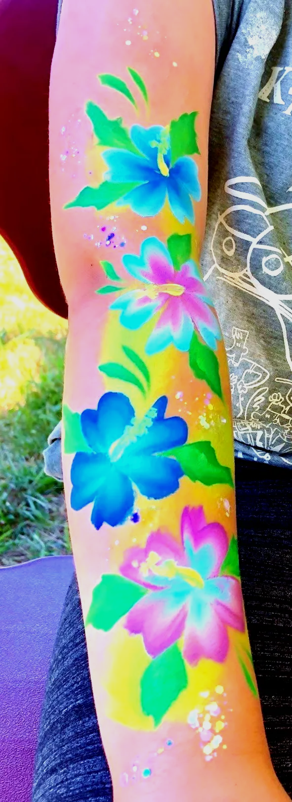 DazzleDay Face Painters and Balloon Twisters - Body Art