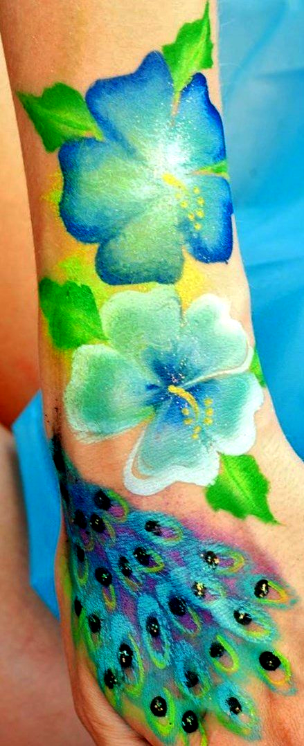 DazzleDay Face Painters and Balloon Twisters - Body Art