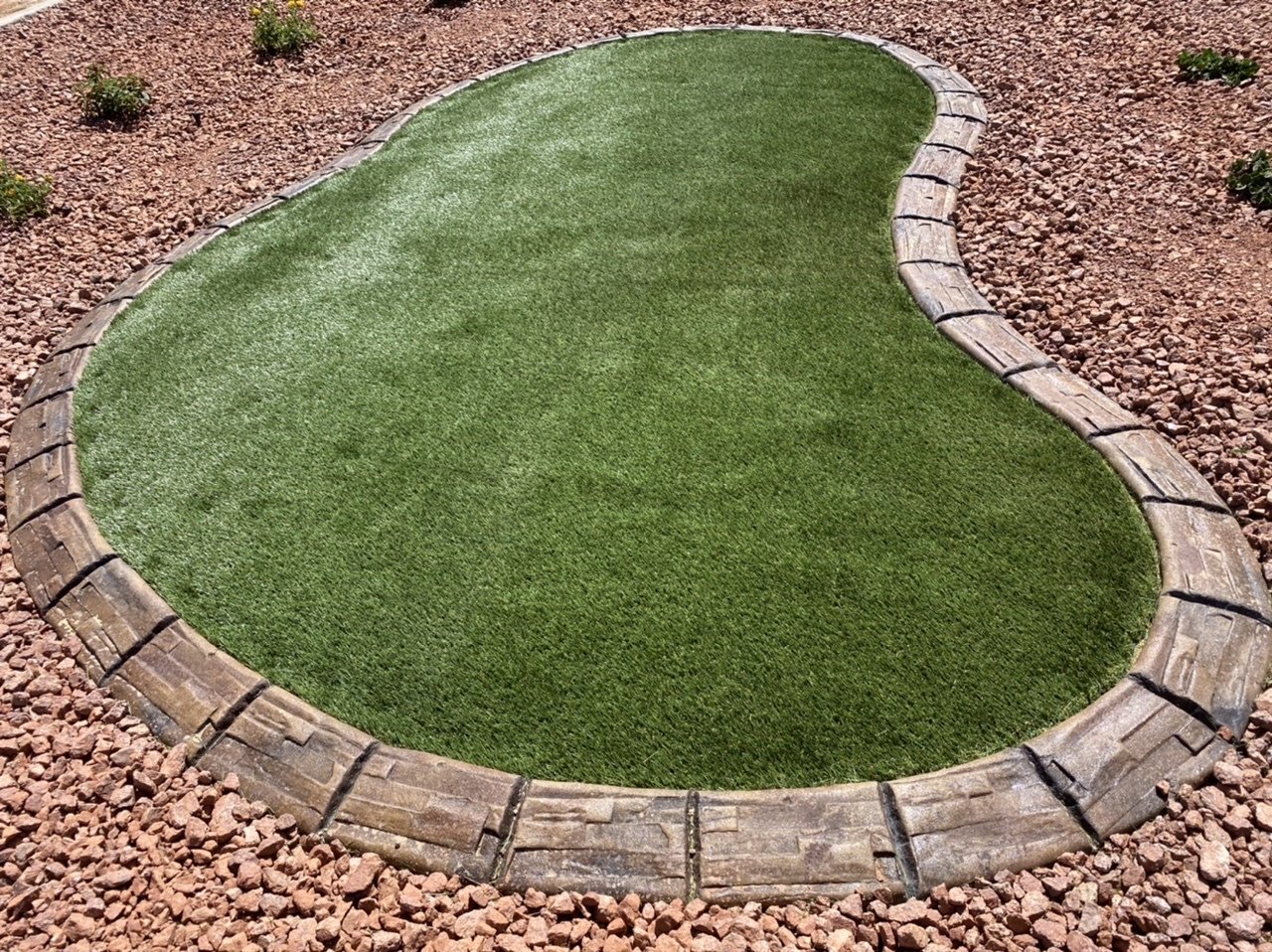 CUSTOM CURBING STYLES