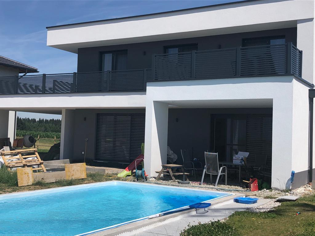 Jonas Pooltechnik, Thalheim bei Wels