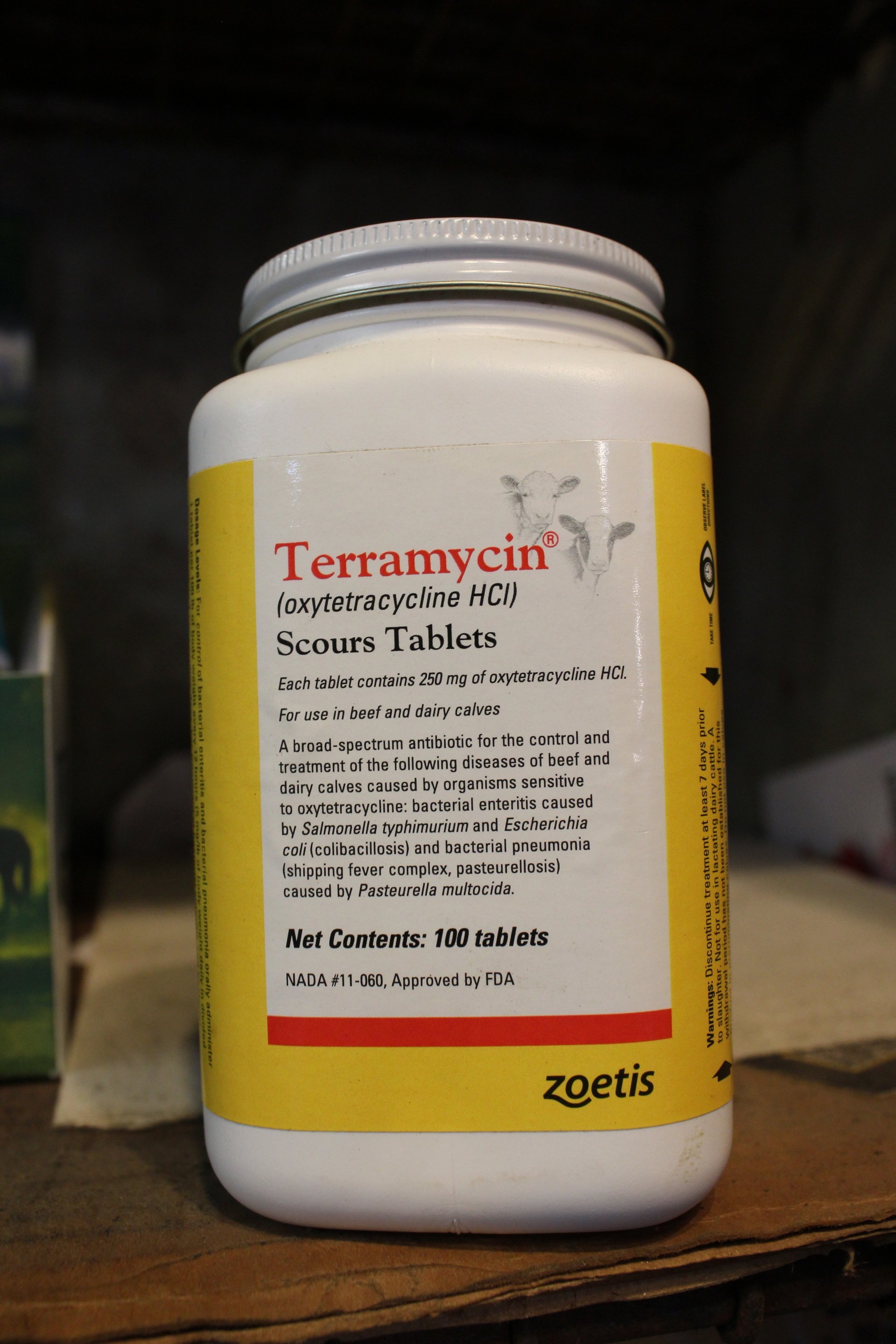 Livestock Medications & Supplements