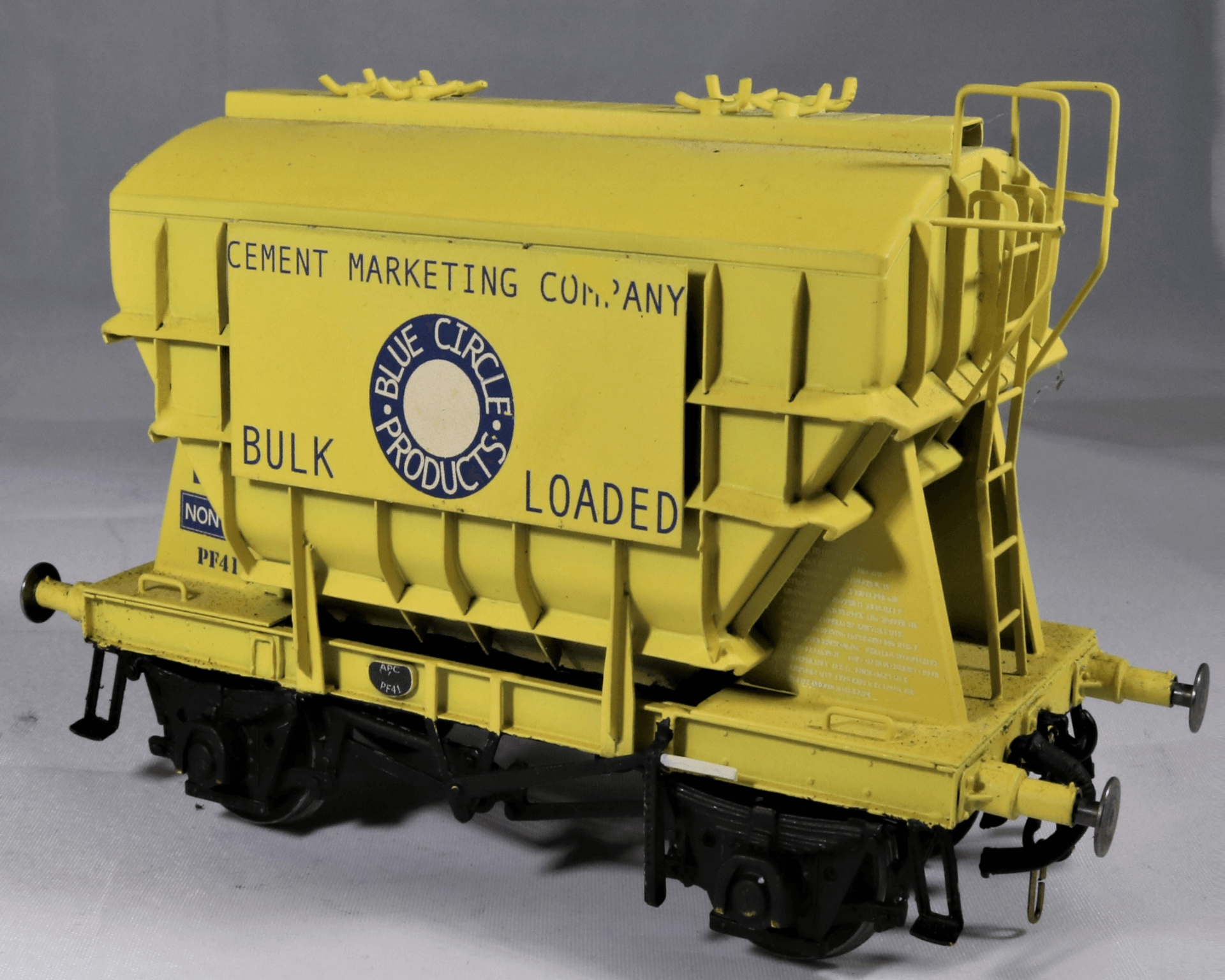 A superior range of O Gauge (7mm) Brass Etch Wagon Kits and useful ...