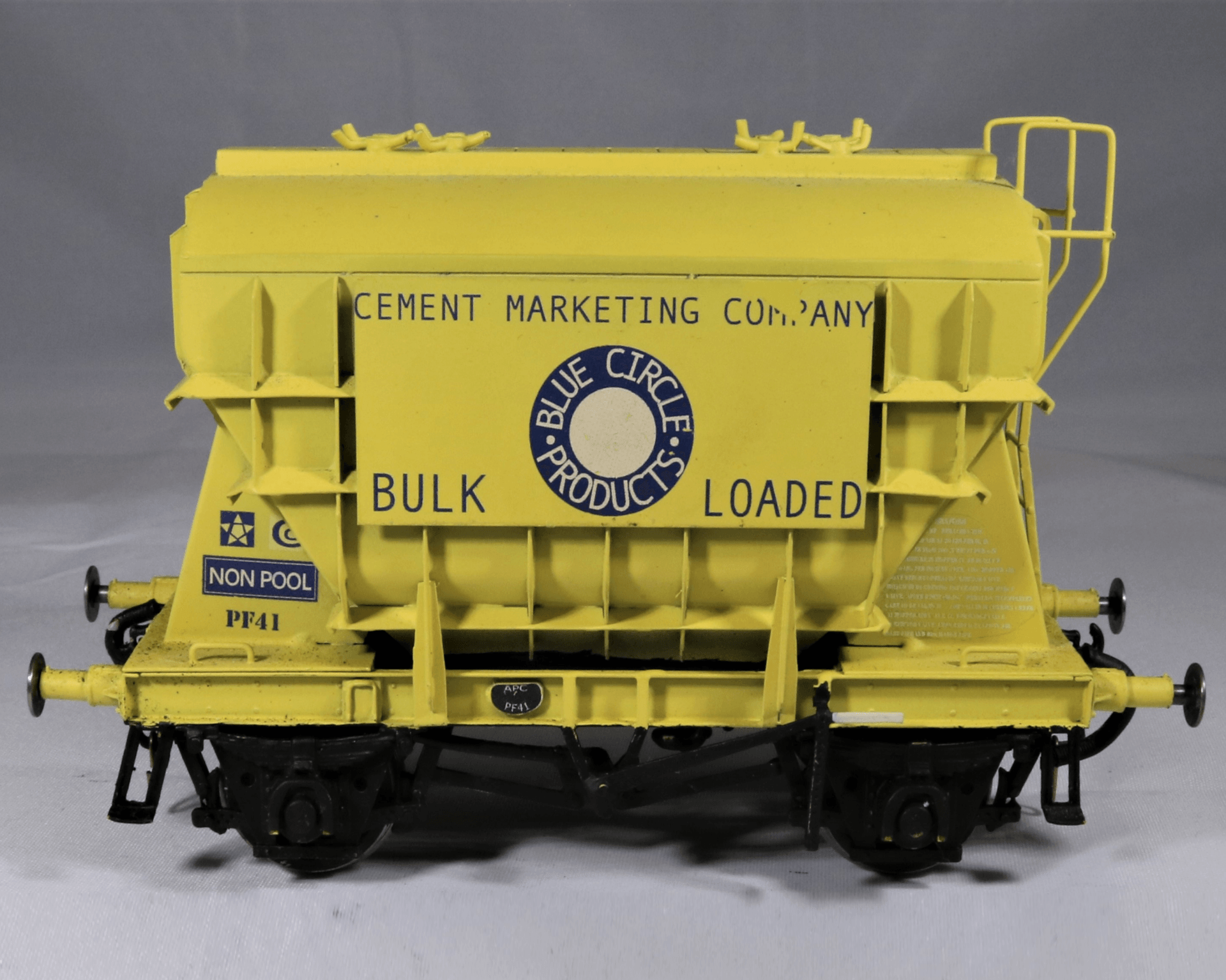 A superior range of O Gauge (7mm) Brass Etch Wagon Kits and useful ...