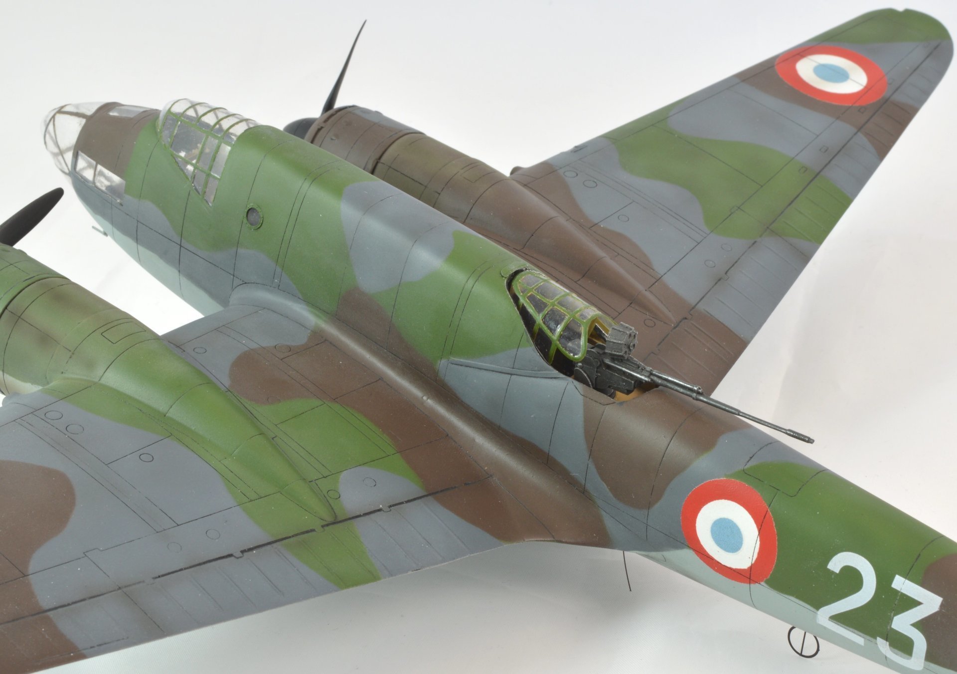 Liore et Olivier LeO 451