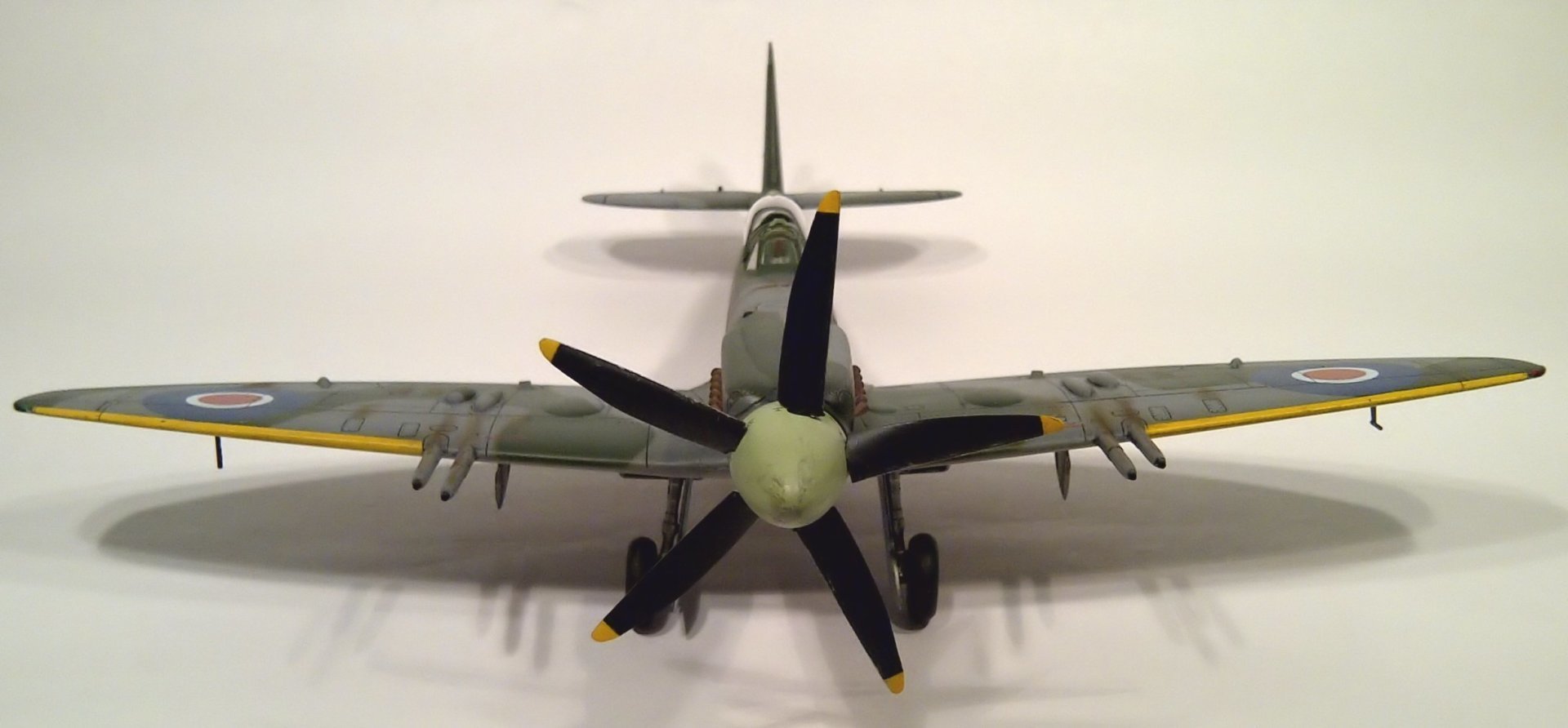 Supermarine Spitfire F-22