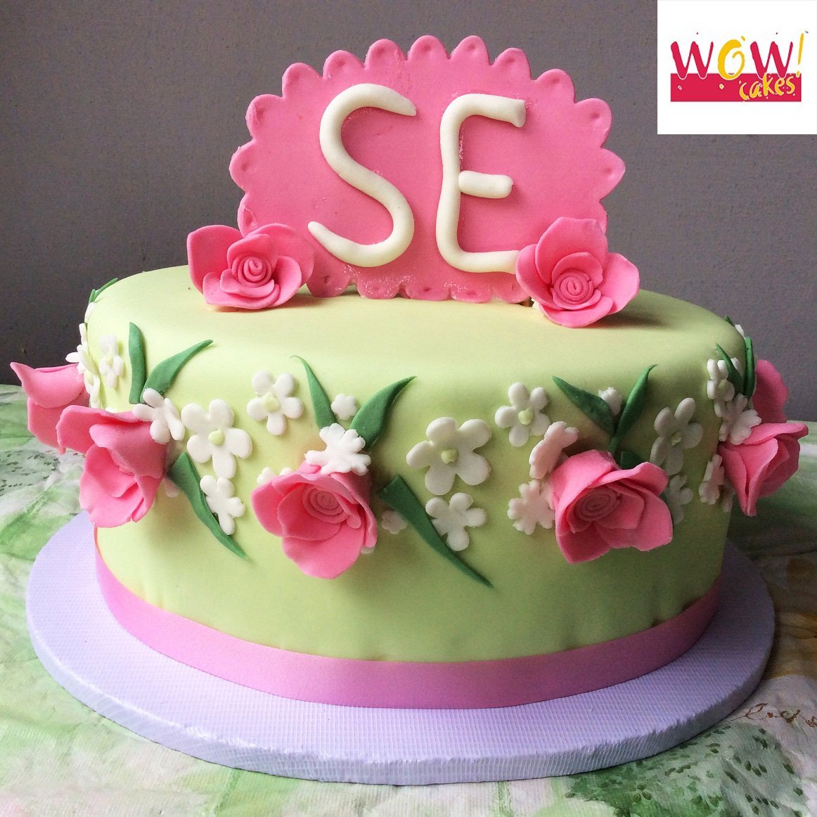 Cakes @ WOW! Cakes. Wedding Cake, birthday cake, cupcakes, bakery