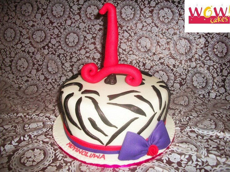 Cakes @ WOW! Cakes. Wedding Cake, birthday cake, cupcakes, bakery