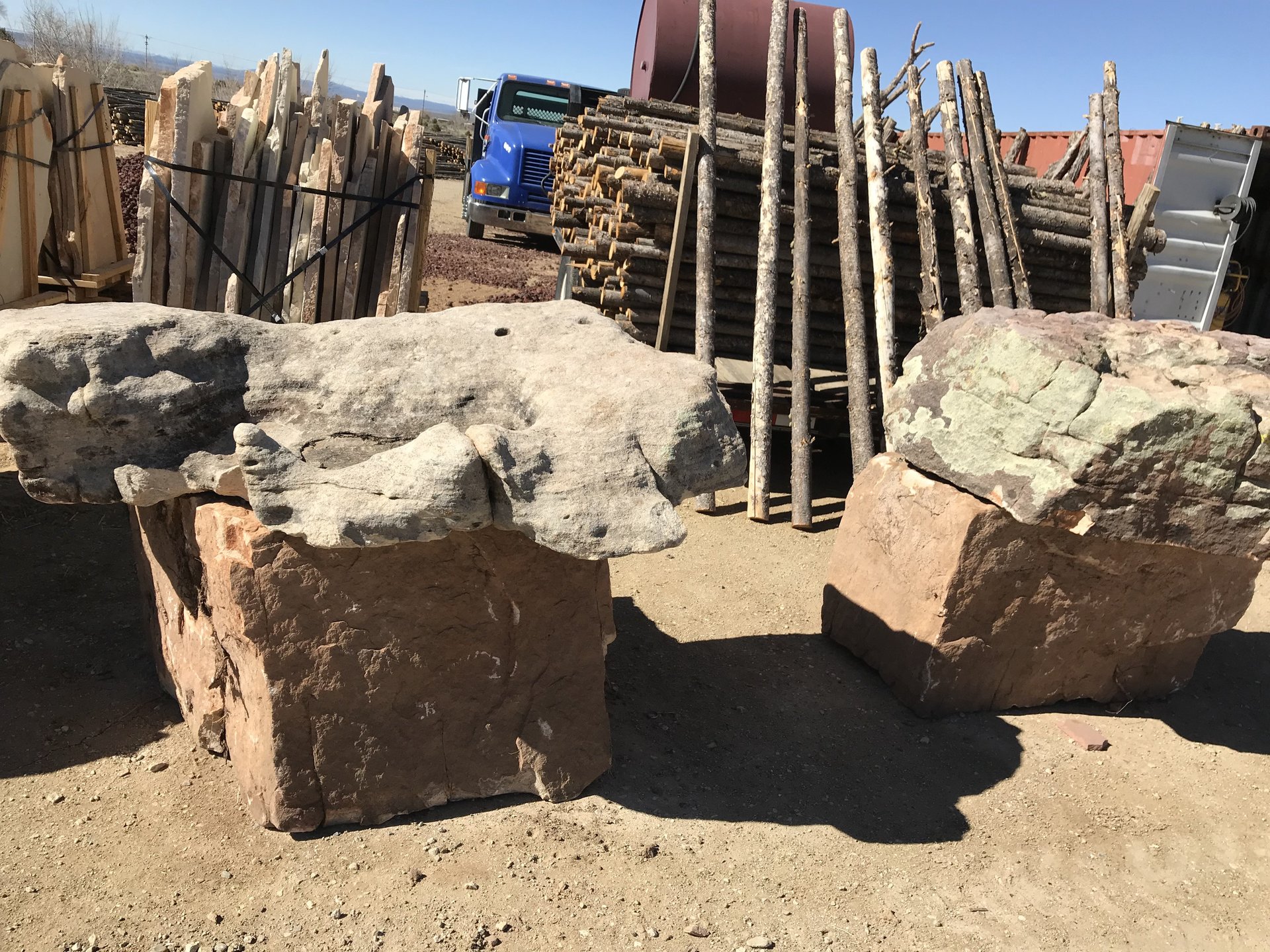 Home [www.floydsyard.com]