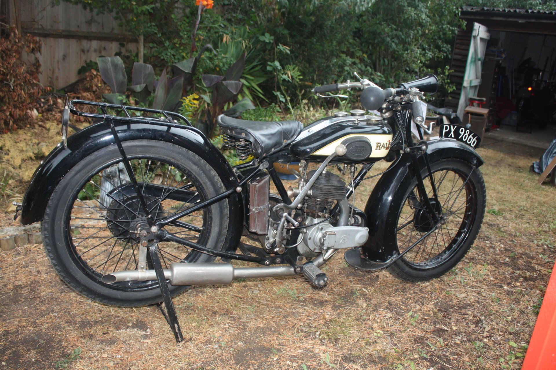 The Raleigh Safety Seven and Early Reliant Owners' Club