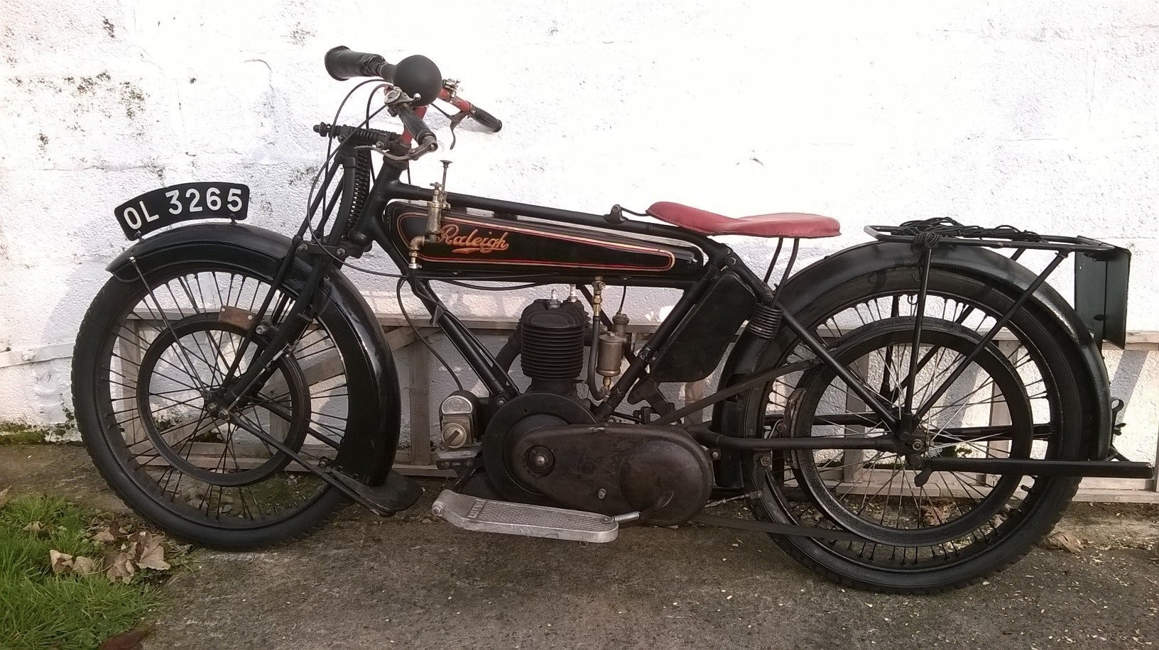 The Raleigh Safety Seven and Early Reliant Owners' Club