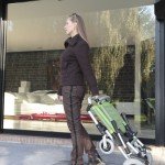 Fauteuil Électrique Zinger – Léger, Pliable, avec Commande Joystick ...