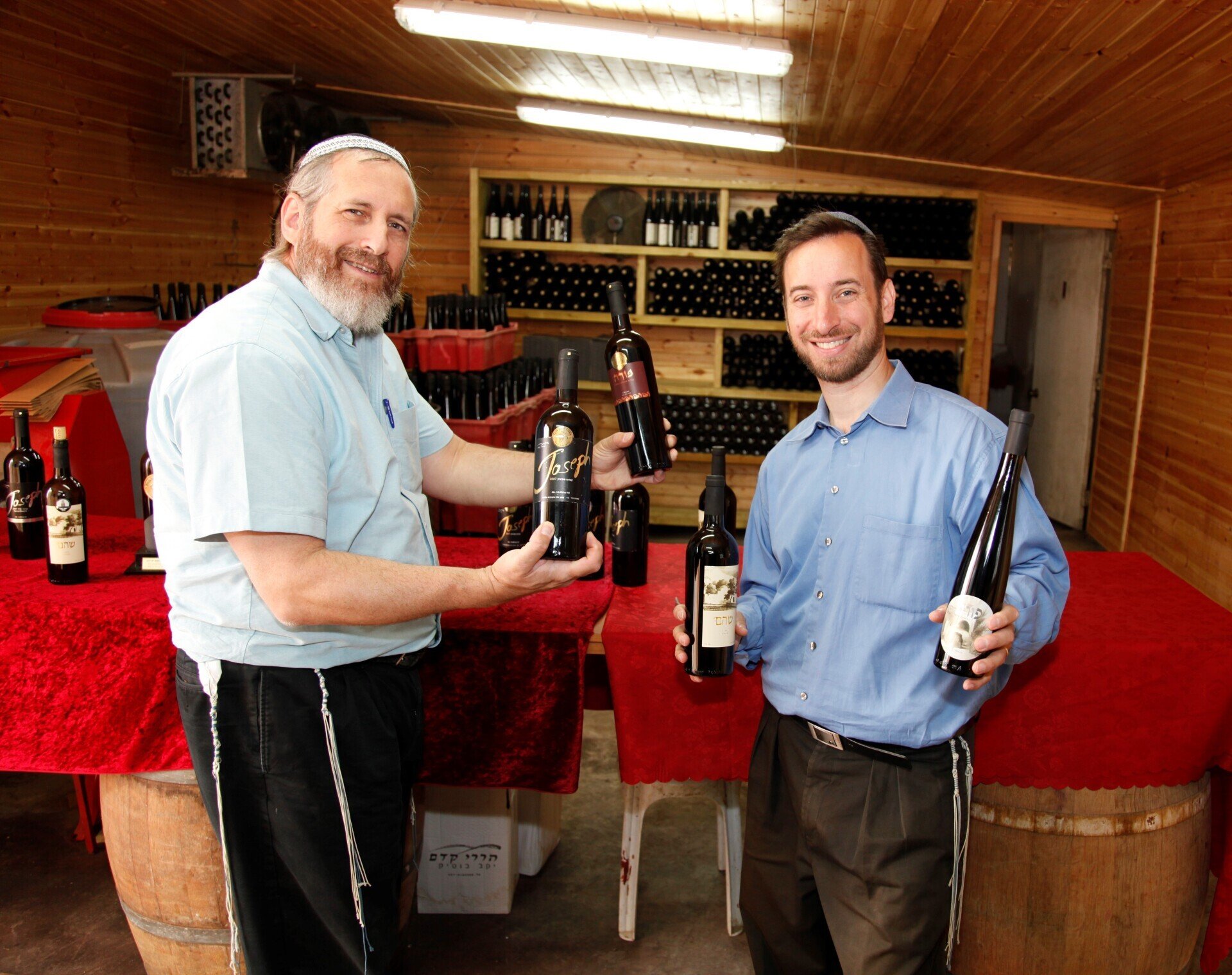 Miracle Shmitta Grapes in Yitzhar with Ariel Ben Sheitreet